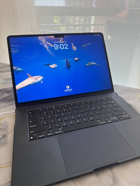 Продам MacBook Air M3 , 256 Gb