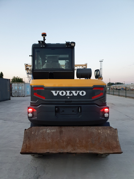 Экскаватор EW60E