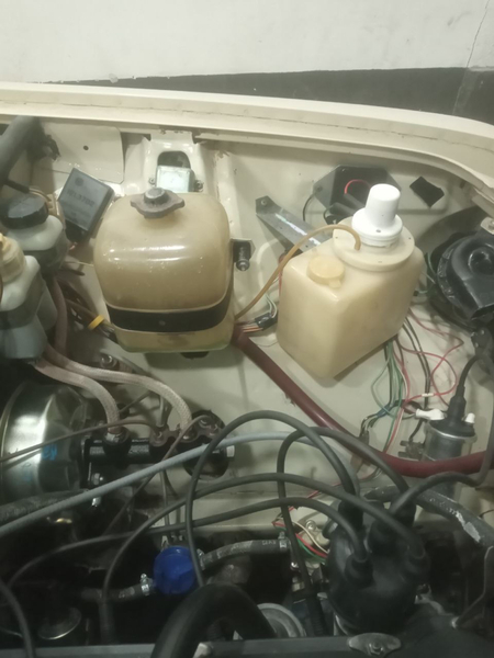 Vaz 06 sotiladi srochni