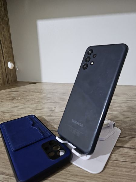 SAMSUNG A13 sotiladi