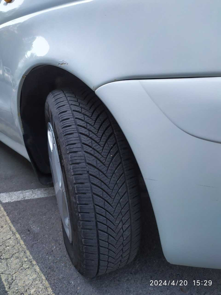 Matiz, balonlar yangi megicar bor moshina  mator qilingan.