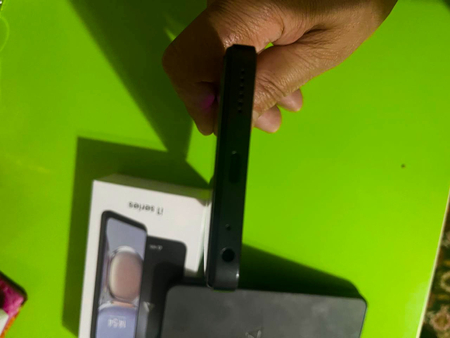 Ajib telefon sotiladi