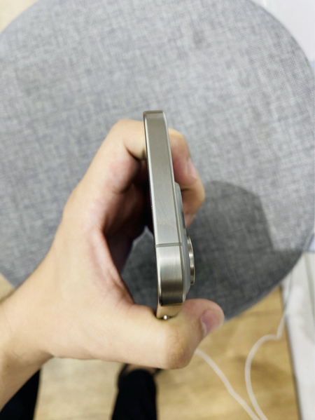 iphone 15 pro. 256 gb. Natural. CH/A