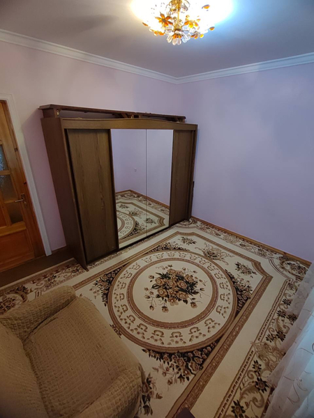 Продаётся каартира,банковский дом