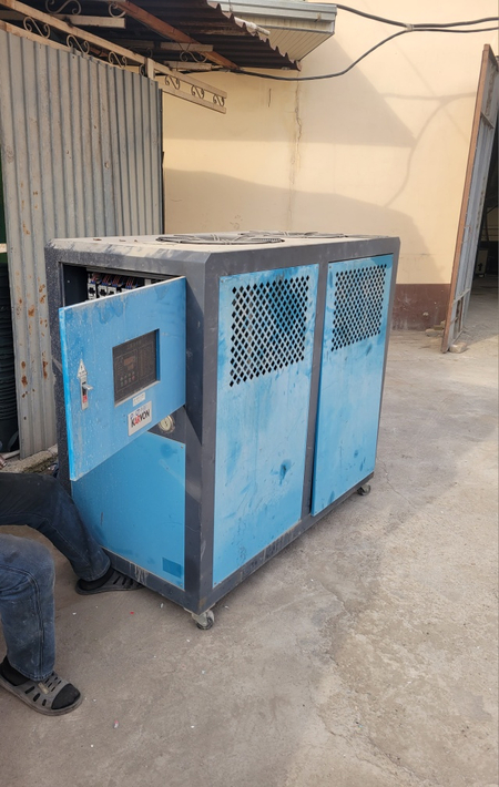 Chiler mini  suv orwali sovutadi