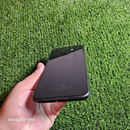 Samsung J6+ sotiladi
