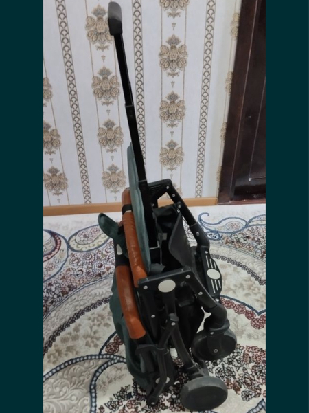 Коляска легкая с зимним чехлом