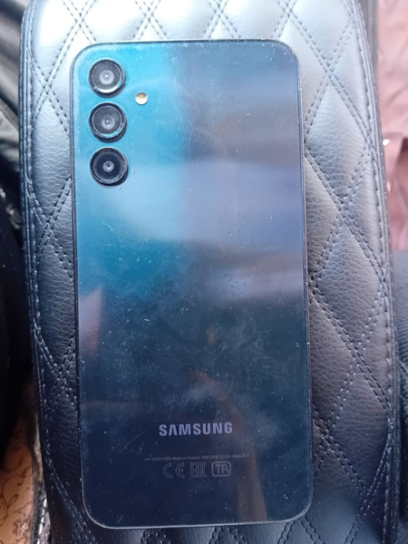 Samsung A24 128/6gblik