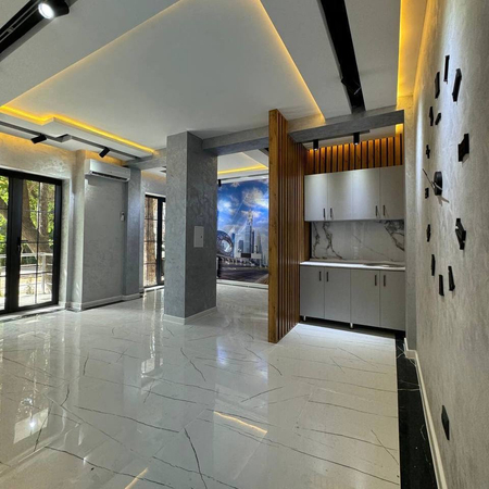 Продаётся или Сдаётся  евро офис ор-р Башлык | торец| 85м²