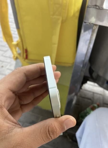 iPhone 12 mini v xoroshom sostayaniy