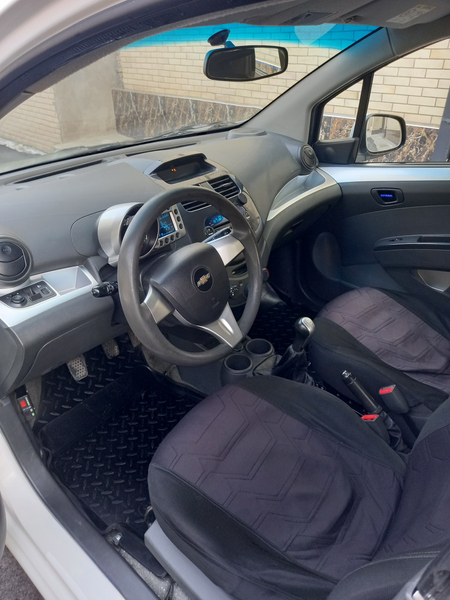 Chevrolet Spark 3-pozitsiya