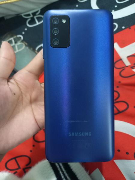Telefon sotiladi samsung A03 yegi