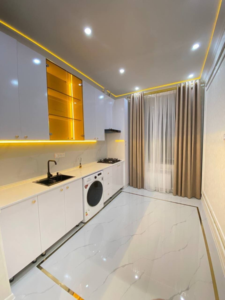 Продаётся квартира Новостройка 3/7/10 площадь 70м² Нозима
