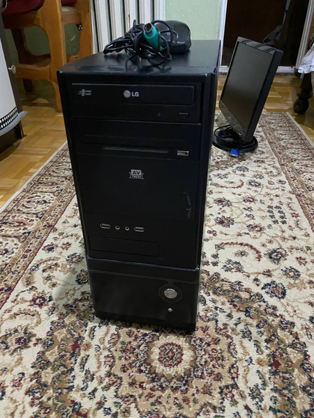 компютер  LG av tech