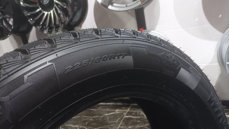 NEXEN Tire Winguard 225/60R17