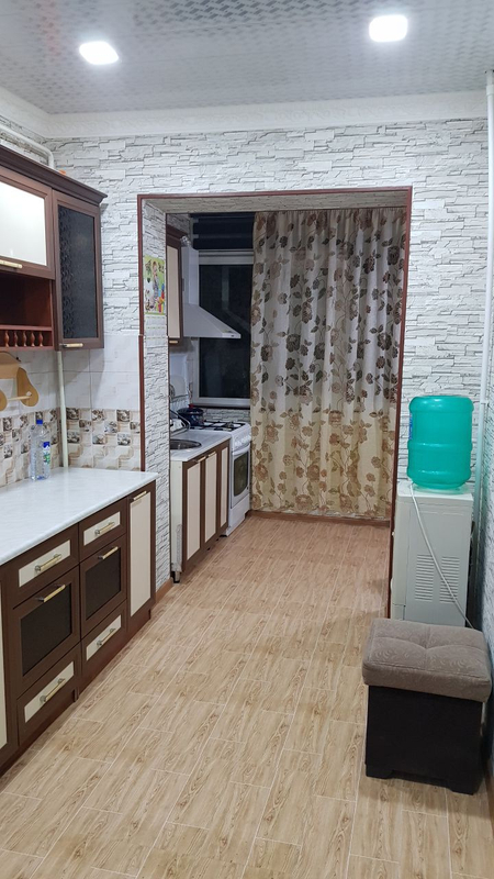 Сдается трёхкомнатная квартира.
