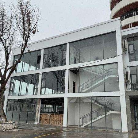 Срочно Продаётся 3x этажное здание