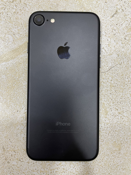 Iphone 7 - 32gb.
