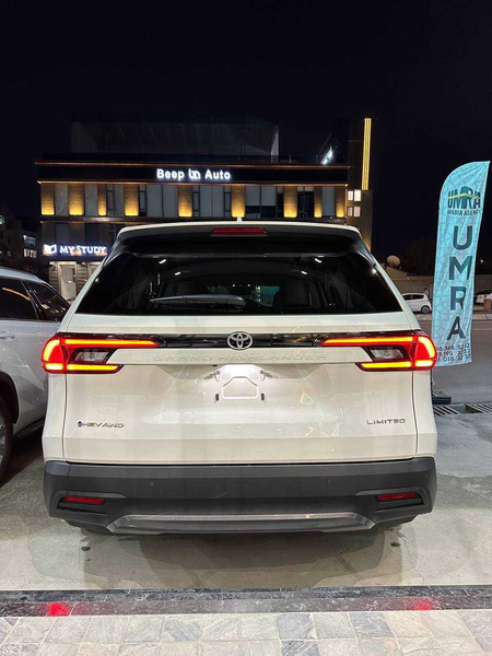 Toyota Grand Highlander Limited 2024