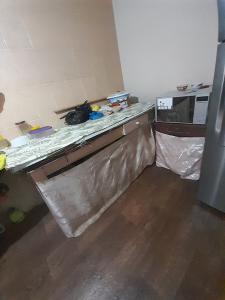 Прожаю б/у шкафы и тумбочки советские в хорошем состоянии все за 500ты