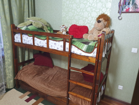 Продам Двух Ярусную Кровать.  Размер 190×82. В комплекте с Ящиками.