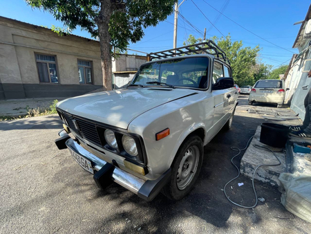 Автомобиль Жигули 06