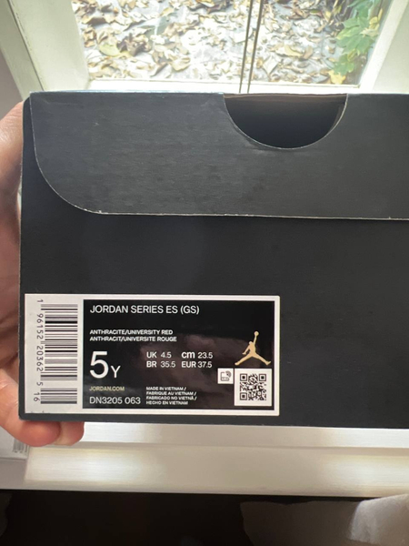 Кроссовки Jordan Series ES