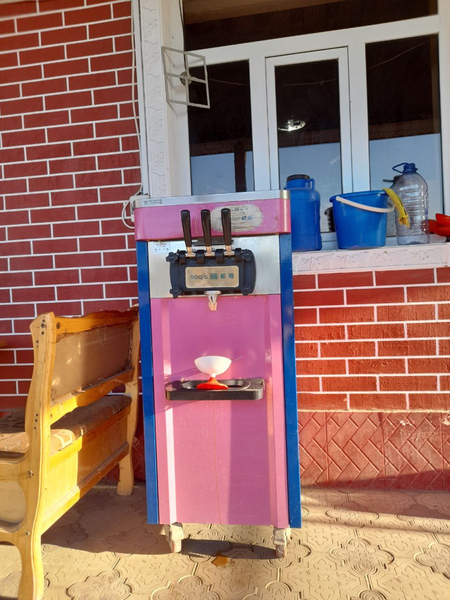 Freezeer marojni aparatura sotiladi