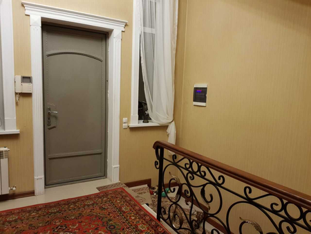 м.Буюк Ипак Йули,ул.Никитина,4-комн,2-этажа,2-сот,200 м²,въезд,бассейн