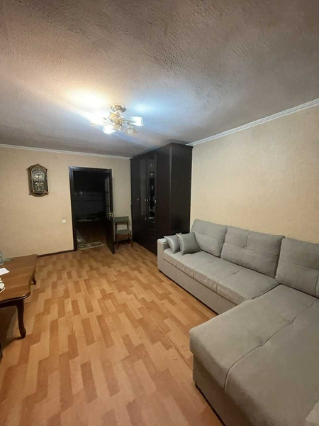 Продается 2/1/3 кирпичный Метро космонавтов средний ремонт (143353)