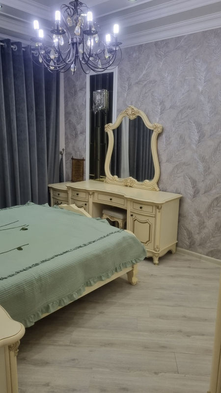 Срочно 3 хонали квартира сотилади