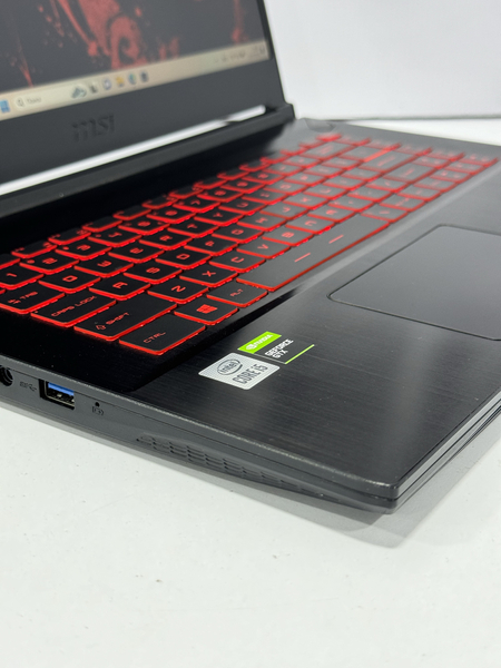 Igrovoy Noutbuk MSI