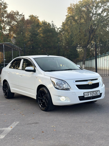 Срочно продам авто.