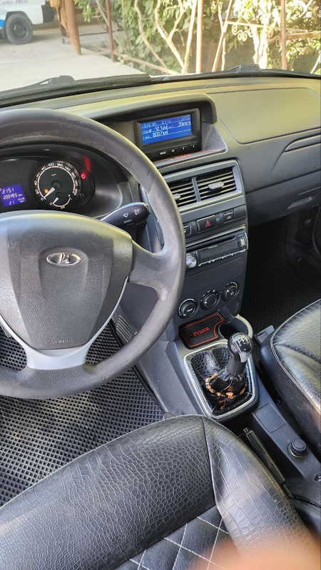 Lada Priora narxini kelishamiz