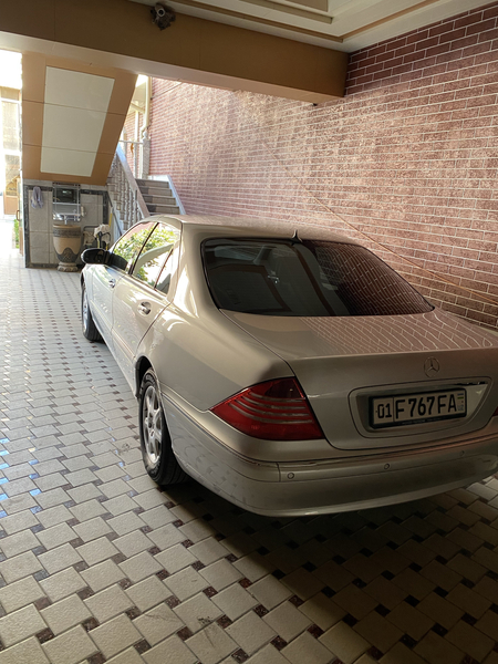 Mercedes Benz W220