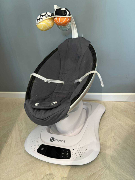 Качели 4moms MamaRoo Cool Mesh dark grey. Б/У в отличном состоянии.