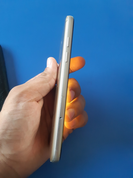 Samsung A520 radnoy