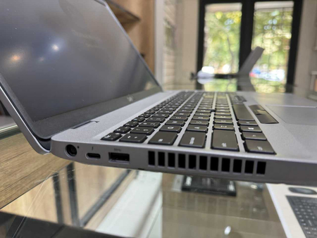 DELL Precision Intel Core i7-10875H озу16гб 256ssd Nvidio Quadro P620