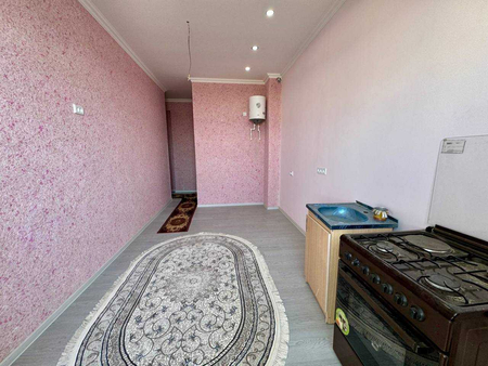 1 xonali 42m² 5-qavat uy sotiladi