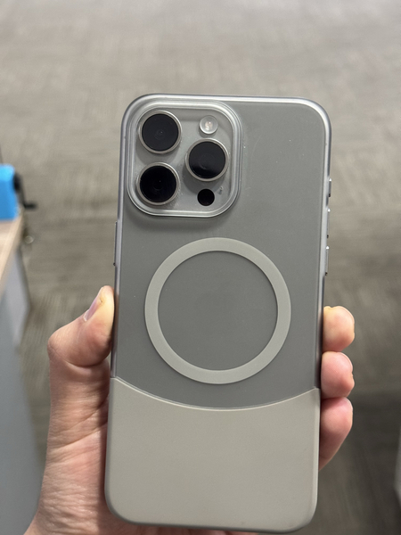 Iphone 15 pro max 92% full sostoyaniya