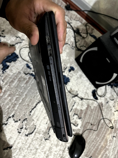 Acer Aspire 3  пул зарур даб паса уриб сурамак гаракмиди