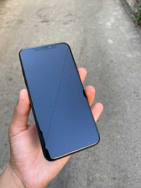 iphone 11 pro ...