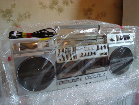 SHARP GF- 575 Z (SL). 1983 год  Made in Japan.