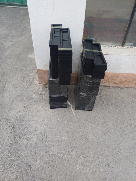 Fasadni plitka qoliplari srochni sotiladi