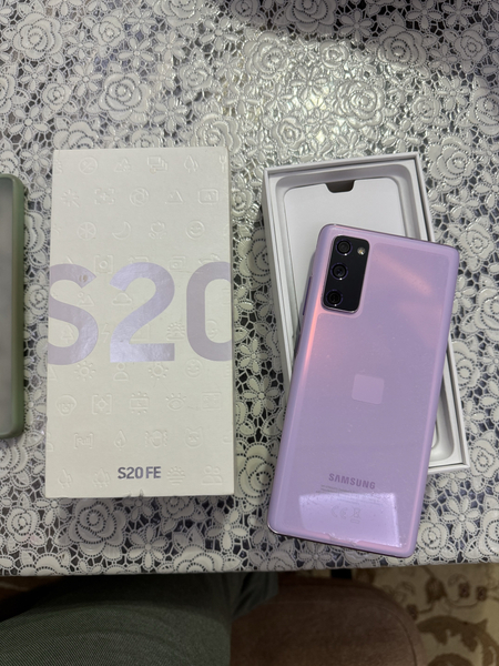 SAMSUNG Galaxy S20 FE 8/128 Vietnam Cloud Lavender