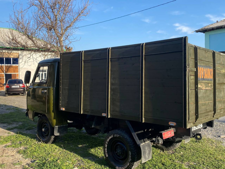 Бортовой УАЗ сотилади. Модель- Д452 Йили- 1984