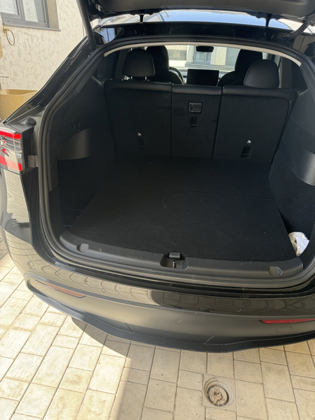 Tesla model Y performance