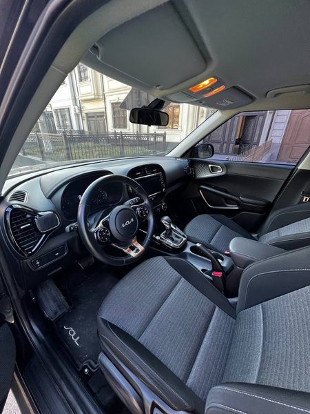 Kia Soul Luxe 202ц год \\n\\n(Корейская sborka)\\n Тонировка 5 месяцев\\n\\nПроб