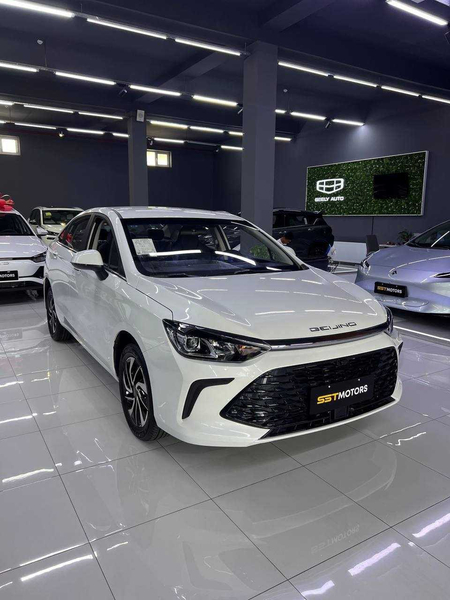 BAIC U5 PLUS с официальной гарантией