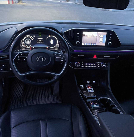 Hyundai Sonato oq rang